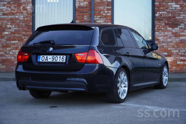 Melns BMW 320 2010 Rīga, ar dzinēja tilpumu 2.00 L un nobraukumu 341 tūkst. km par 5990 €, foto 4 vietnē AUTOMOTO.COM.LV