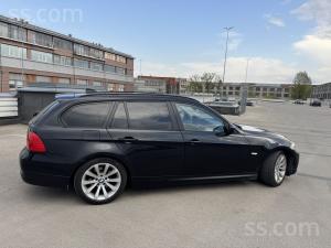 Melns BMW 320 2010 Rīga, ar dzinēja tilpumu 2.00 L un nobraukumu 335 tūkst. km par 2690 €, foto 3 vietnē AUTOMOTO.COM.LV