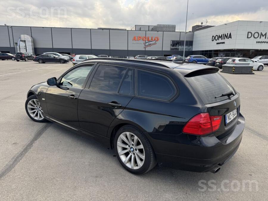 Melns BMW 320 2010 Rīga, ar dzinēja tilpumu 2.00 L un nobraukumu 335 tūkst. km par 2690 €, foto 4 vietnē AUTOMOTO.COM.LV