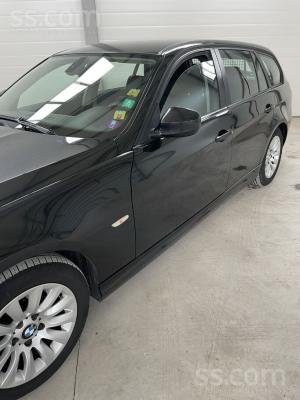 Black BMW 320 2010 in Balvi, with an engine capacity of 2.00 L and mileage of 330 thousand km for 2999 €, photo 5 on AUTOMOTO.COM.LV