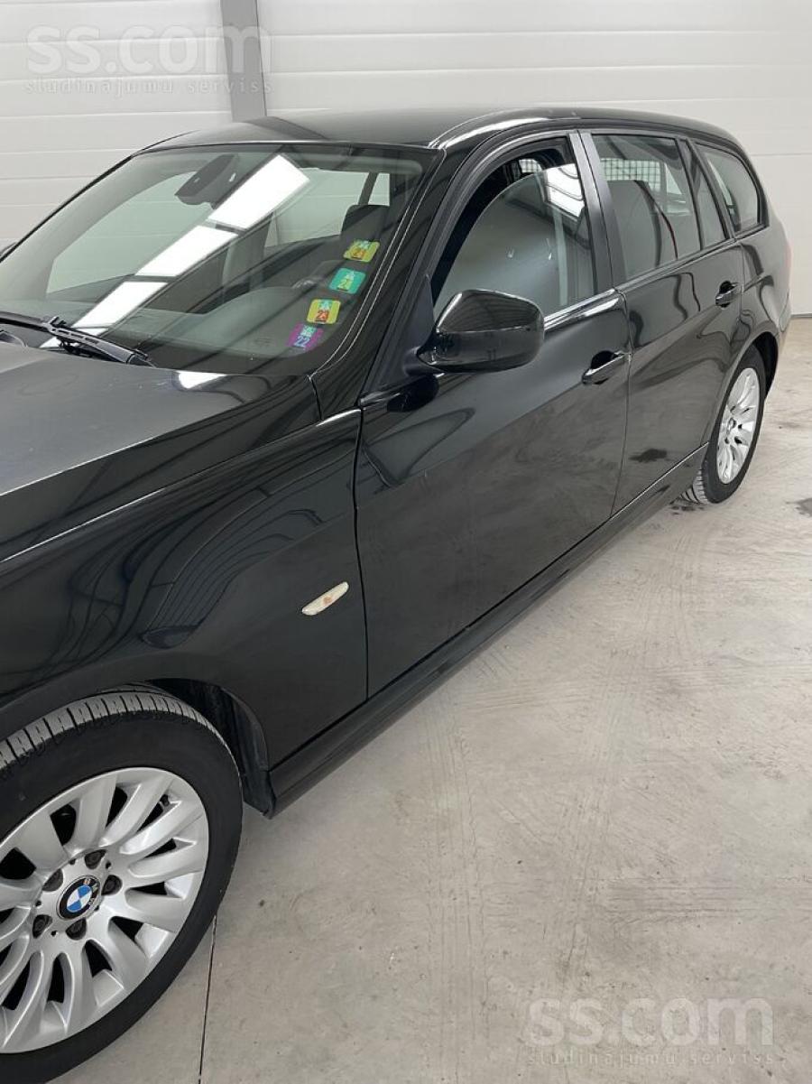 Black BMW 320 2010 in Balvi, with an engine capacity of 2.00 L and mileage of 330 thousand km for 2999 €, photo 5 on AUTOMOTO.COM.LV