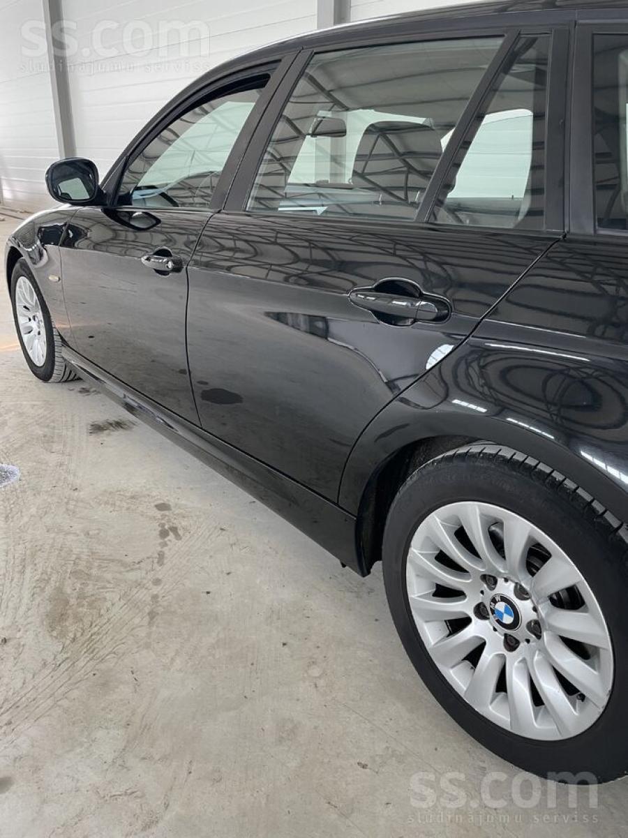 Black BMW 320 2010 in Balvi, with an engine capacity of 2.00 L and mileage of 330 thousand km for 2999 €, photo 6 on AUTOMOTO.COM.LV
