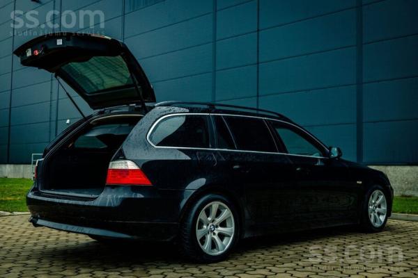 Black BMW 320 2010 in Riga, with an engine capacity of 2.00 L and mileage of 312 thousand km for 5990 €, photo 11 on AUTOMOTO.COM.LV