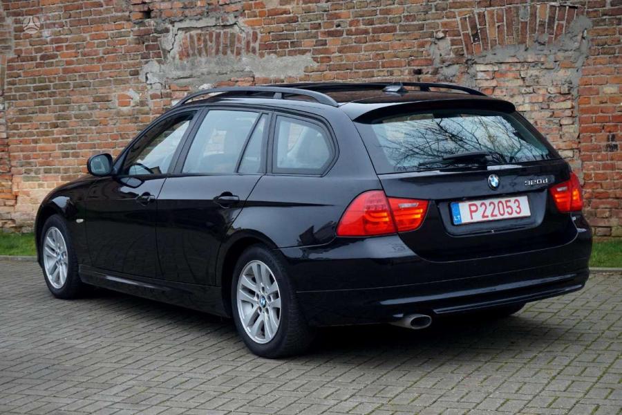 Melns BMW 320 2010 Kėdainiai, ar dzinēja tilpumu 2.00 L un nobraukumu 238 tūkst. km par 4999 €, foto 3 vietnē AUTOMOTO.COM.LV