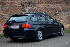 Melns BMW 320 2010 Kėdainiai, ar dzinēja tilpumu 2.00 L un nobraukumu 238 tūkst. km par 4999 €, foto 4 vietnē AUTOMOTO.COM.LV
