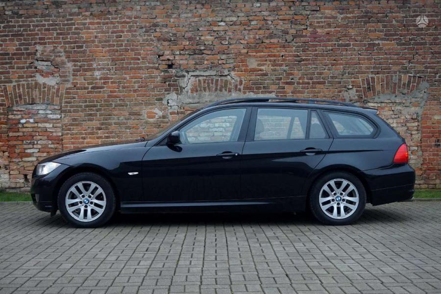 Melns BMW 320 2010 Kėdainiai, ar dzinēja tilpumu 2.00 L un nobraukumu 238 tūkst. km par 4999 €, foto 5 vietnē AUTOMOTO.COM.LV