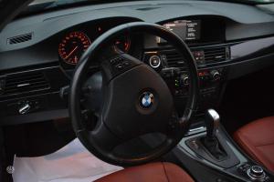 Melns BMW 320 2010 Klaipėda, ar dzinēja tilpumu 2.00 L un nobraukumu 210 tūkst. km par 5650 €, foto 14 vietnē AUTOMOTO.COM.LV