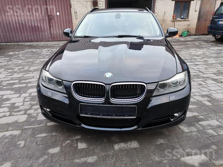 Melns BMW 320 2010 Rīga, ar dzinēja tilpumu 2.00 L un nobraukumu 293 tūkst. km par 5550 €, foto 1 vietnē AUTOMOTO.COM.LV