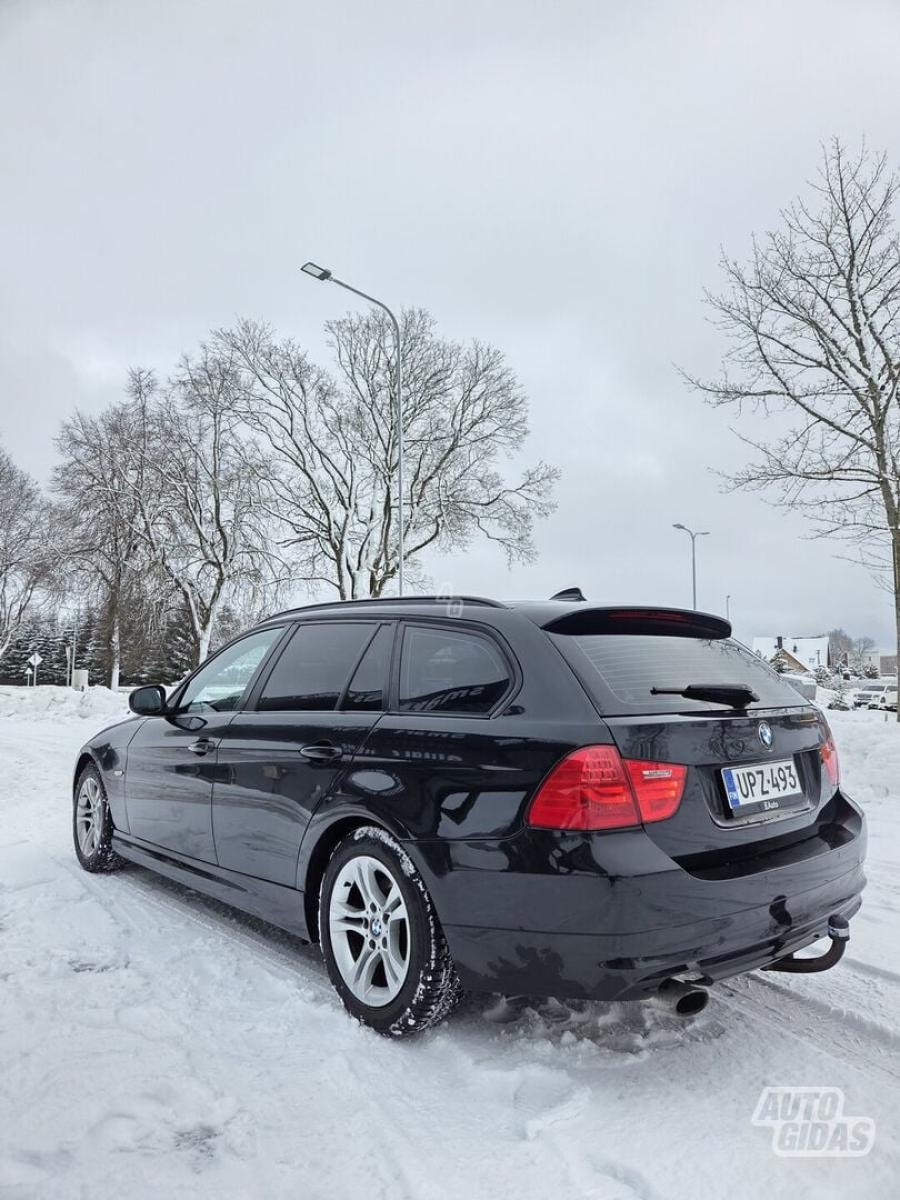 Melns BMW 320 2010 Plungė, ar dzinēja tilpumu 2.00 L un nobraukumu 351 tūkst. km par 5450 €, foto 3 vietnē AUTOMOTO.COM.LV