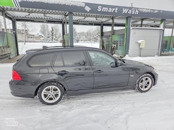 Black BMW 320 2010 in Plunge, with an engine capacity of 2.00 L and mileage of 351 thousand km for 5450 €, photo 6 on AUTOMOTO.COM.LV