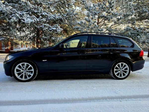 Black BMW 320 2010 in Marijampole, with an engine capacity of 2.00 L and mileage of 318 thousand km for 4100 €, photo 4 on AUTOMOTO.COM.LV
