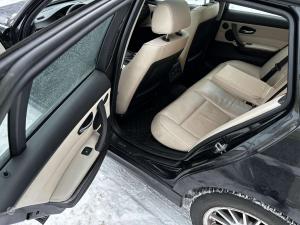 Black BMW 320 2010 in Panevezys, with an engine capacity of 2.00 L and mileage of 253 thousand km for 4399 €, photo 20 on AUTOMOTO.COM.LV