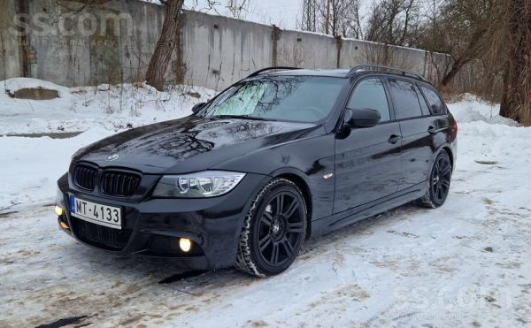 Melns BMW 320 2010 Jelgava, ar dzinēja tilpumu 2.00 L un nobraukumu 267 tūkst. km par 6300 €, foto 1 vietnē AUTOMOTO.COM.LV