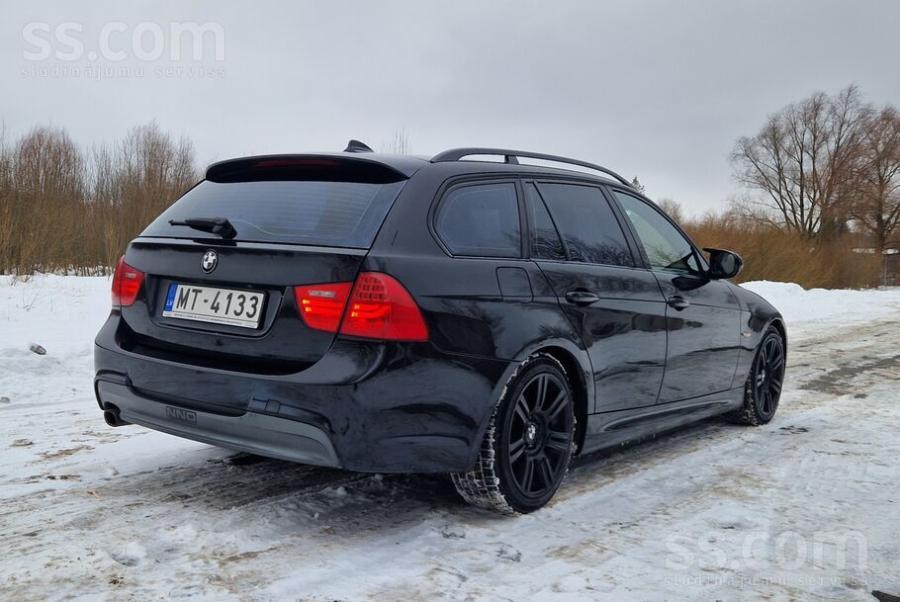 Black BMW 320 2010 in Jelgava, with an engine capacity of 2.00 L and mileage of 267 thousand km for 6300 €, photo 7 on AUTOMOTO.COM.LV