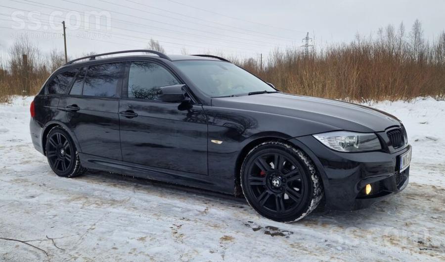 Black BMW 320 2010 in Jelgava, with an engine capacity of 2.00 L and mileage of 267 thousand km for 6300 €, photo 9 on AUTOMOTO.COM.LV