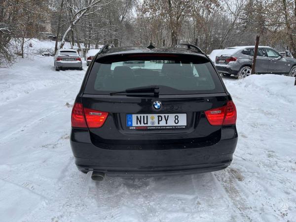 Black BMW 320 2010 in Kaunas, with an engine capacity of 2.00 L and mileage of 275 thousand km for 4500 €, photo 6 on AUTOMOTO.COM.LV