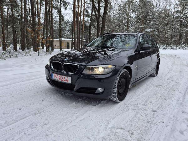 Black BMW 320 2010 in Kaunas, with an engine capacity of 2.00 L and mileage of 270 thousand km for 3950 €, photo 1 on AUTOMOTO.COM.LV
