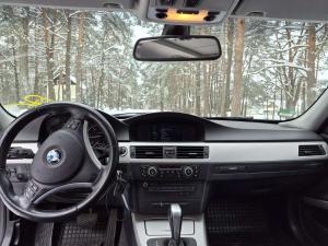 Black BMW 320 2010 in Kaunas, with an engine capacity of 2.00 L and mileage of 270 thousand km for 3950 €, photo 15 on AUTOMOTO.COM.LV