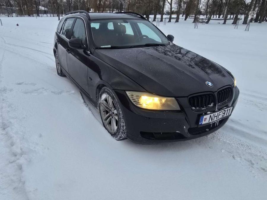 Black BMW 320 2010 in Vilkaviskis, with an engine capacity of 2.00 L and mileage of 400 thousand km for 2550 €, photo 3 on AUTOMOTO.COM.LV