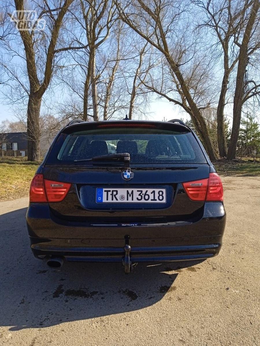 Black BMW 320 2010 in Marijampole, with an engine capacity of 2.00 L and mileage of 252 thousand km for 4700 €, photo 4 on AUTOMOTO.COM.LV