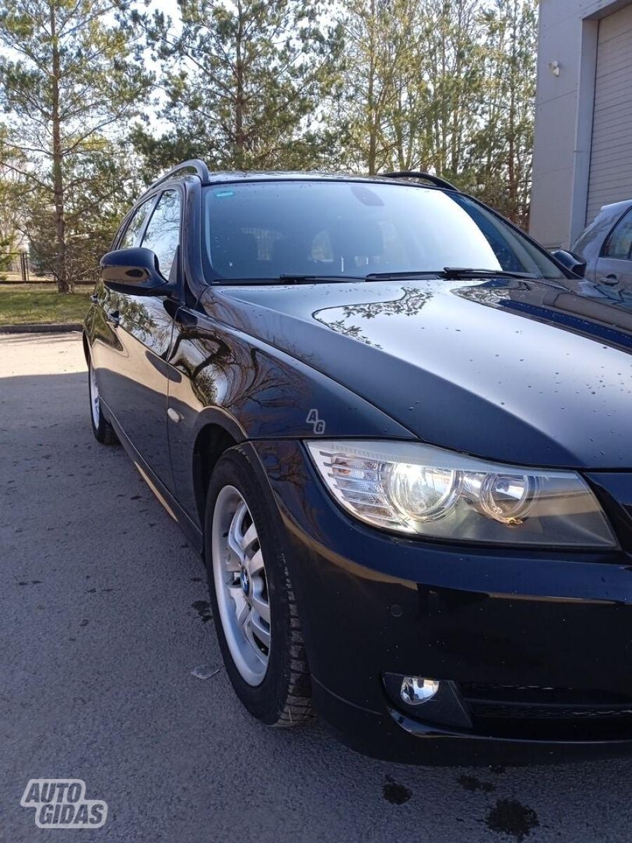 Black BMW 320 2010 in Marijampole, with an engine capacity of 2.00 L and mileage of 252 thousand km for 4700 €, photo 8 on AUTOMOTO.COM.LV