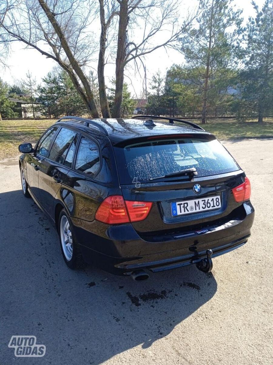 Black BMW 320 2010 in Marijampole, with an engine capacity of 2.00 L and mileage of 252 thousand km for 4700 €, photo 36 on AUTOMOTO.COM.LV