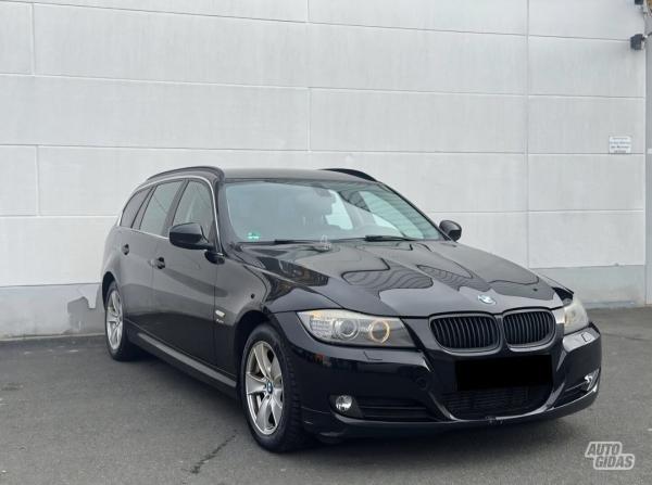 Black BMW 320 2010 in Plunge, with an engine capacity of 2.00 L and mileage of 334 thousand km for 4400 €, photo 2 on AUTOMOTO.COM.LV