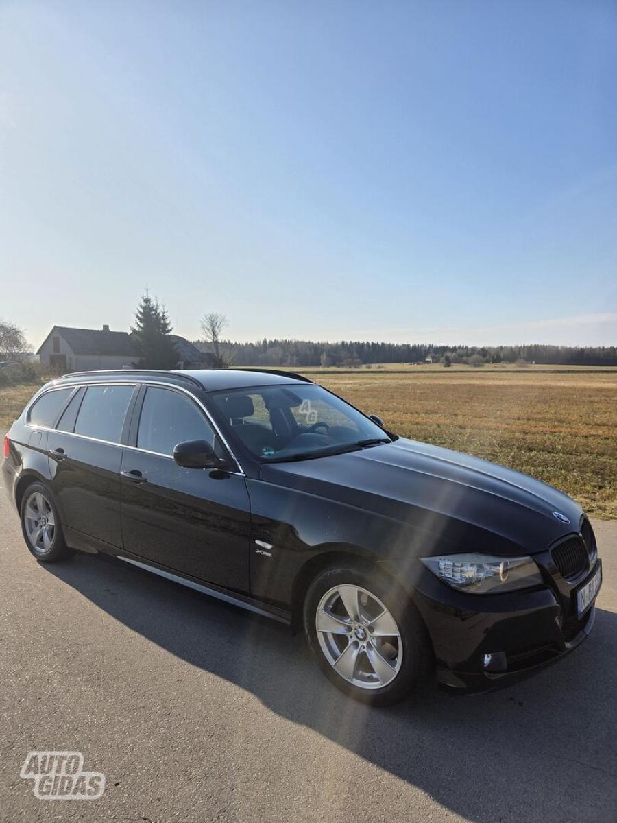 Melns BMW 320 2010 Plungė, ar dzinēja tilpumu 2.00 L un nobraukumu 334 tūkst. km par 4400 €, foto 11 vietnē AUTOMOTO.COM.LV