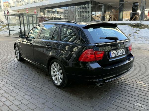 Black BMW 320 2010 in Vilnius, with an engine capacity of 2.00 L and mileage of 281 thousand km for 4200 €, photo 3 on AUTOMOTO.COM.LV