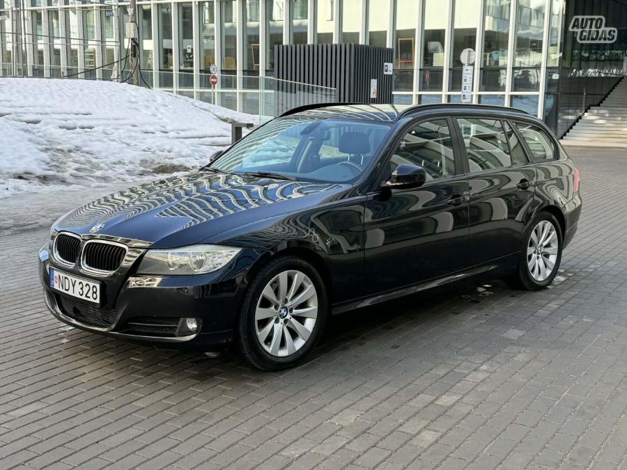 Melns BMW 320 2010 Viļņa, ar dzinēja tilpumu 2.00 L un nobraukumu 281 tūkst. km par 4200 €, foto 5 vietnē AUTOMOTO.COM.LV