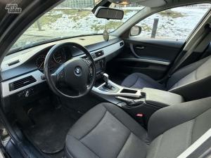 Melns BMW 320 2010 Viļņa, ar dzinēja tilpumu 2.00 L un nobraukumu 281 tūkst. km par 4200 €, foto 8 vietnē AUTOMOTO.COM.LV