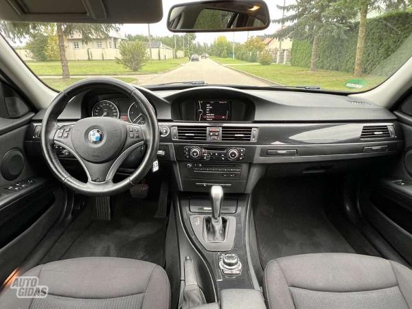 Black BMW 320 2010 in Kedainiai, with an engine capacity of 2.00 L and mileage of 259 thousand km for 4799 €, photo 10 on AUTOMOTO.COM.LV