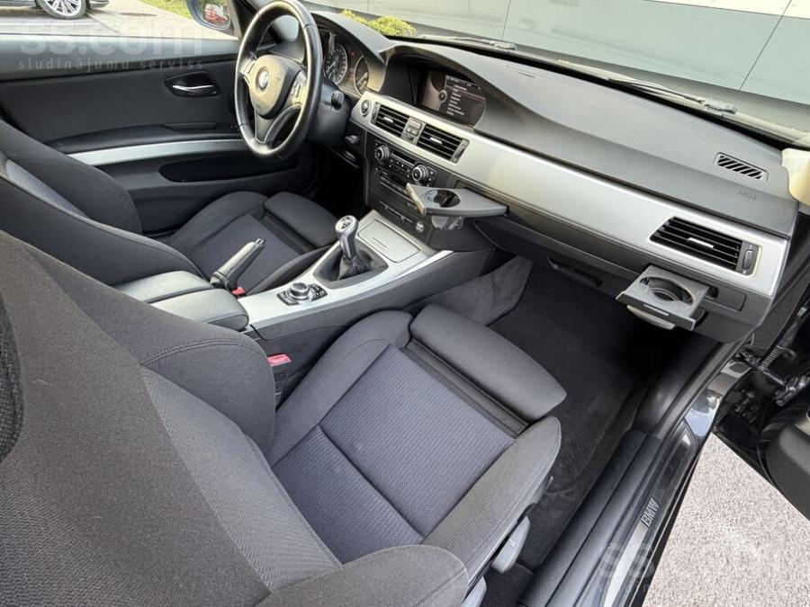 Melns BMW 320 2010 Rīga, ar dzinēja tilpumu 2.00 L un nobraukumu 258 tūkst. km par 5650 €, foto 16 vietnē AUTOMOTO.COM.LV