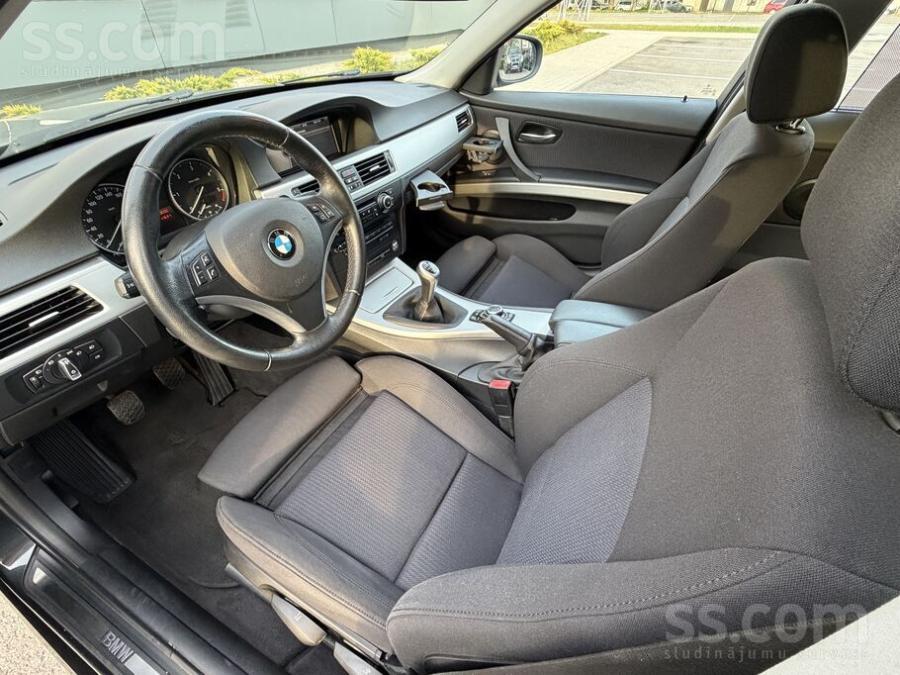 Melns BMW 320 2010 Rīga, ar dzinēja tilpumu 2.00 L un nobraukumu 258 tūkst. km par 5650 €, foto 17 vietnē AUTOMOTO.COM.LV