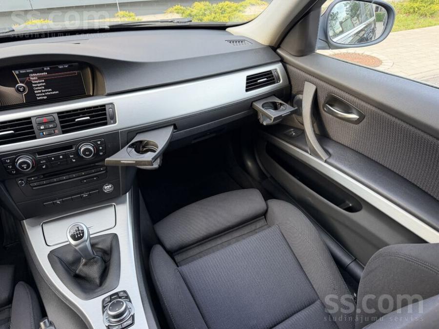 Melns BMW 320 2010 Rīga, ar dzinēja tilpumu 2.00 L un nobraukumu 258 tūkst. km par 5650 €, foto 21 vietnē AUTOMOTO.COM.LV