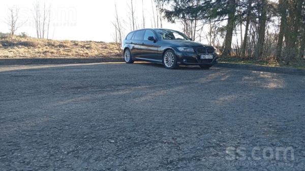 Melns BMW 320 2010 Rēzekne, ar dzinēja tilpumu 2.00 L un nobraukumu 368 tūkst. km par 3250 €, foto 1 vietnē AUTOMOTO.COM.LV