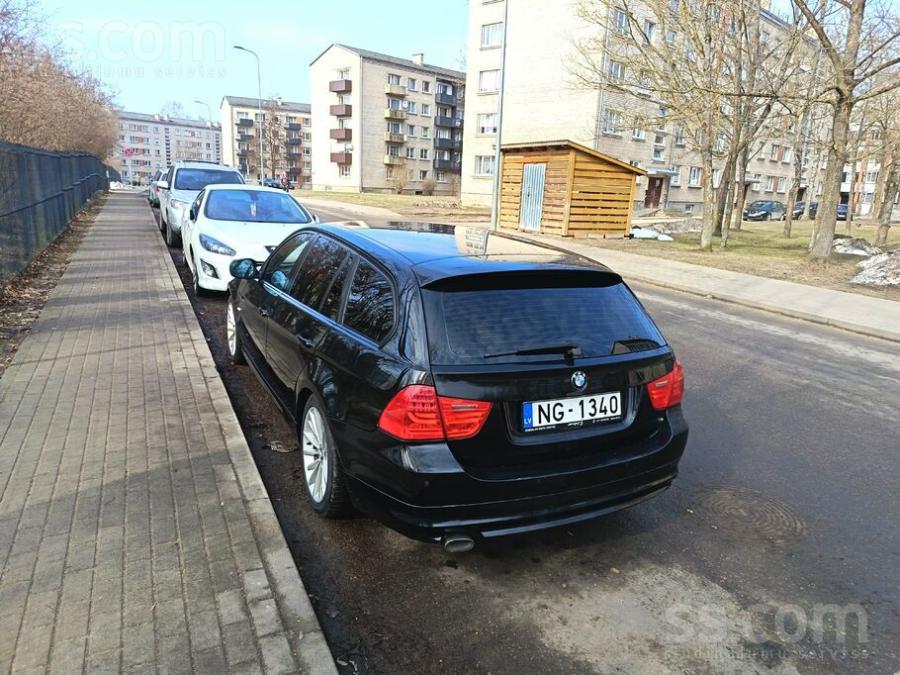Melns BMW 320 2010 Rēzekne, ar dzinēja tilpumu 2.00 L un nobraukumu 368 tūkst. km par 3250 €, foto 5 vietnē AUTOMOTO.COM.LV