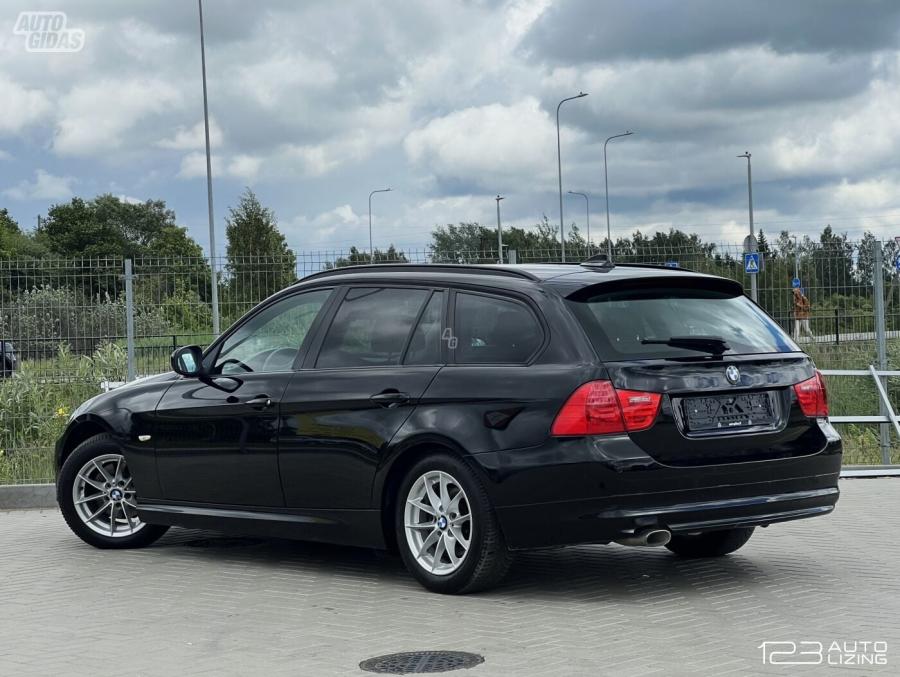 Melns BMW 320 2010 Tauragė, ar dzinēja tilpumu 2.00 L un nobraukumu 353 tūkst. km par 4200 €, foto 5 vietnē AUTOMOTO.COM.LV