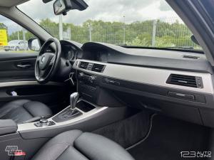 Melns BMW 320 2010 Tauragė, ar dzinēja tilpumu 2.00 L un nobraukumu 353 tūkst. km par 4200 €, foto 10 vietnē AUTOMOTO.COM.LV