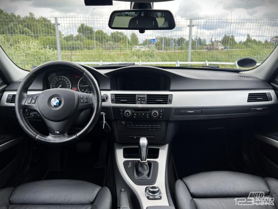 Melns BMW 320 2010 Tauragė, ar dzinēja tilpumu 2.00 L un nobraukumu 353 tūkst. km par 4200 €, foto 11 vietnē AUTOMOTO.COM.LV