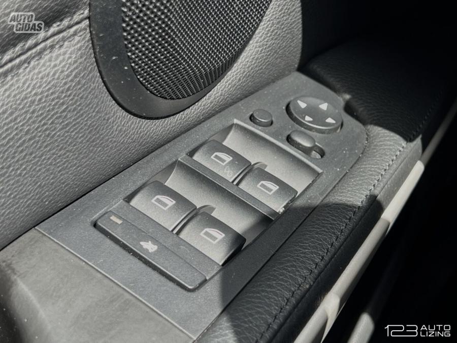 Melns BMW 320 2010 Tauragė, ar dzinēja tilpumu 2.00 L un nobraukumu 353 tūkst. km par 4200 €, foto 19 vietnē AUTOMOTO.COM.LV