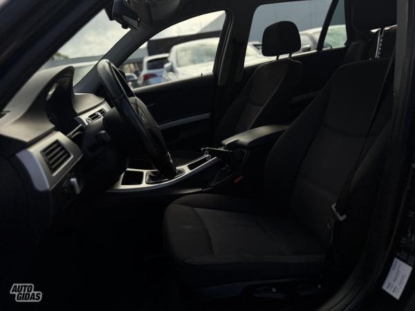 Черный БМВ 320 2010 в Авиженяй, объемом двигателя 2.00 л и пробегом 383 тыс. км за 4200 €, фото 8 на AUTOMOTO.COM.LV