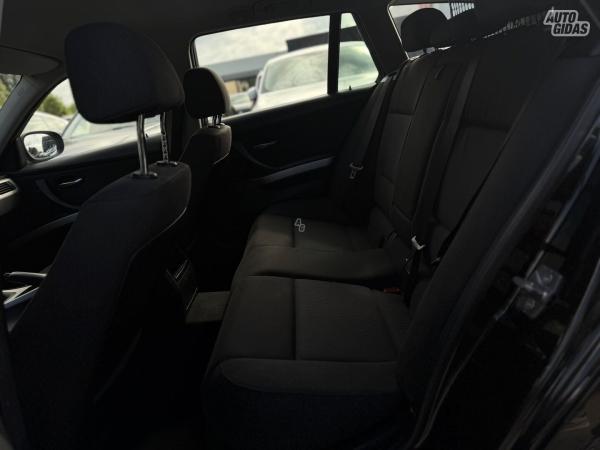 Черный БМВ 320 2010 в Авиженяй, объемом двигателя 2.00 л и пробегом 383 тыс. км за 4200 €, фото 9 на AUTOMOTO.COM.LV
