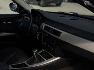 Черный БМВ 320 2010 в Авиженяй, объемом двигателя 2.00 л и пробегом 383 тыс. км за 4200 €, фото 13 на AUTOMOTO.COM.LV
