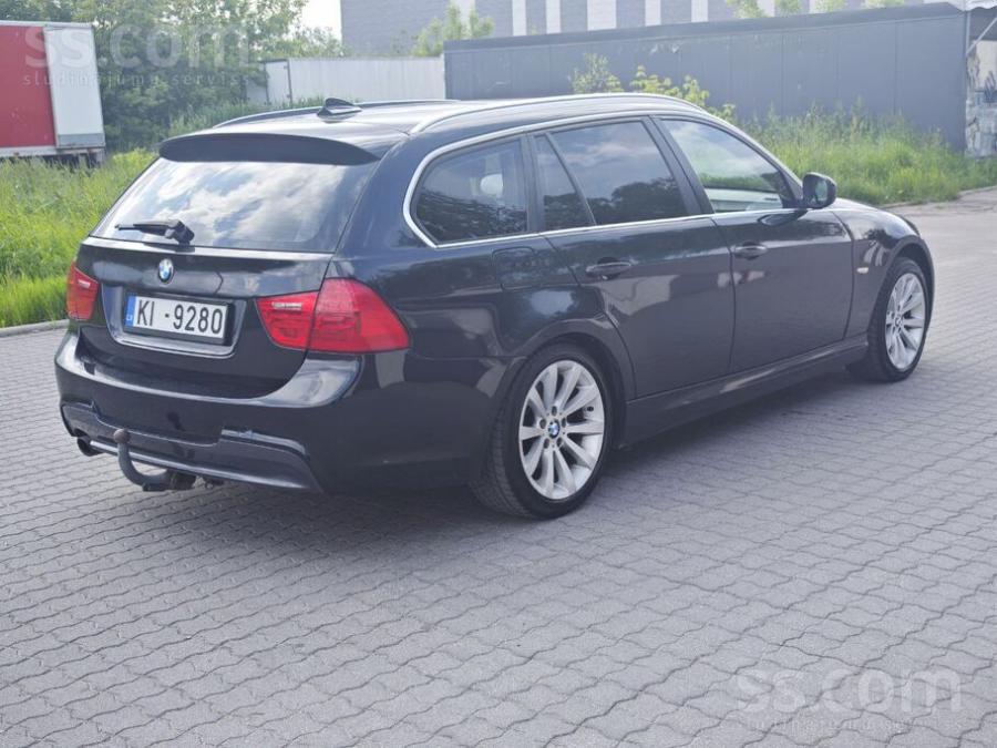 Melns BMW 320 2010 Rīga, ar dzinēja tilpumu 2.00 L un nobraukumu 325 tūkst. km par 4500 €, foto 8 vietnē AUTOMOTO.COM.LV