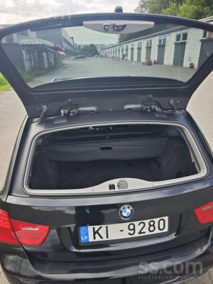 Melns BMW 320 2010 Rīga, ar dzinēja tilpumu 2.00 L un nobraukumu 325 tūkst. km par 4500 €, foto 10 vietnē AUTOMOTO.COM.LV