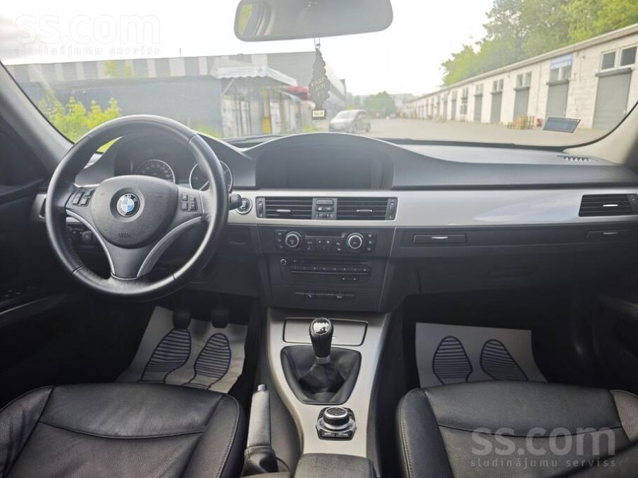 Melns BMW 320 2010 Rīga, ar dzinēja tilpumu 2.00 L un nobraukumu 325 tūkst. km par 4500 €, foto 16 vietnē AUTOMOTO.COM.LV