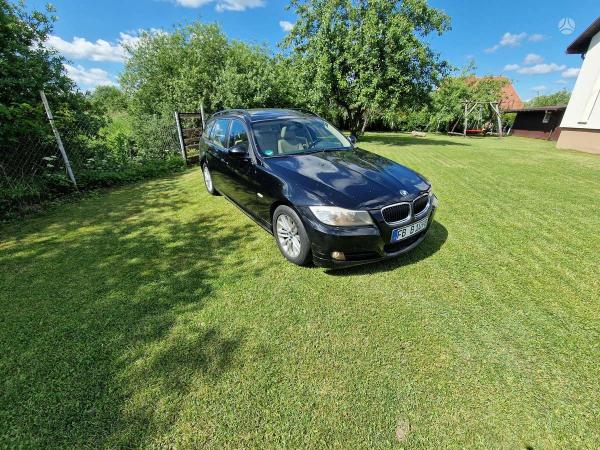 Black BMW 320 2010 in Panevezys, with an engine capacity of 2.00 L and mileage of 320 thousand km for 3150 €, photo 4 on AUTOMOTO.COM.LV