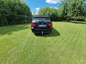 Melns BMW 320 2010 Panevēža, ar dzinēja tilpumu 2.00 L un nobraukumu 320 tūkst. km par 3150 €, foto 7 vietnē AUTOMOTO.COM.LV