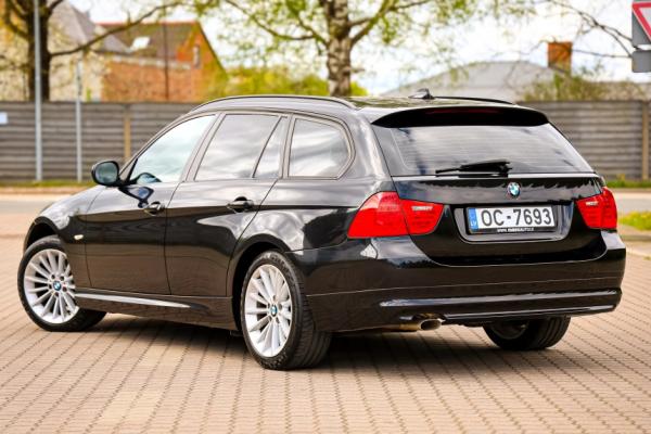 Melns BMW 320 2010 Rīga, ar dzinēja tilpumu 2.00 L un nobraukumu 180 tūkst. km par 5650 €, foto 7 vietnē AUTOMOTO.COM.LV